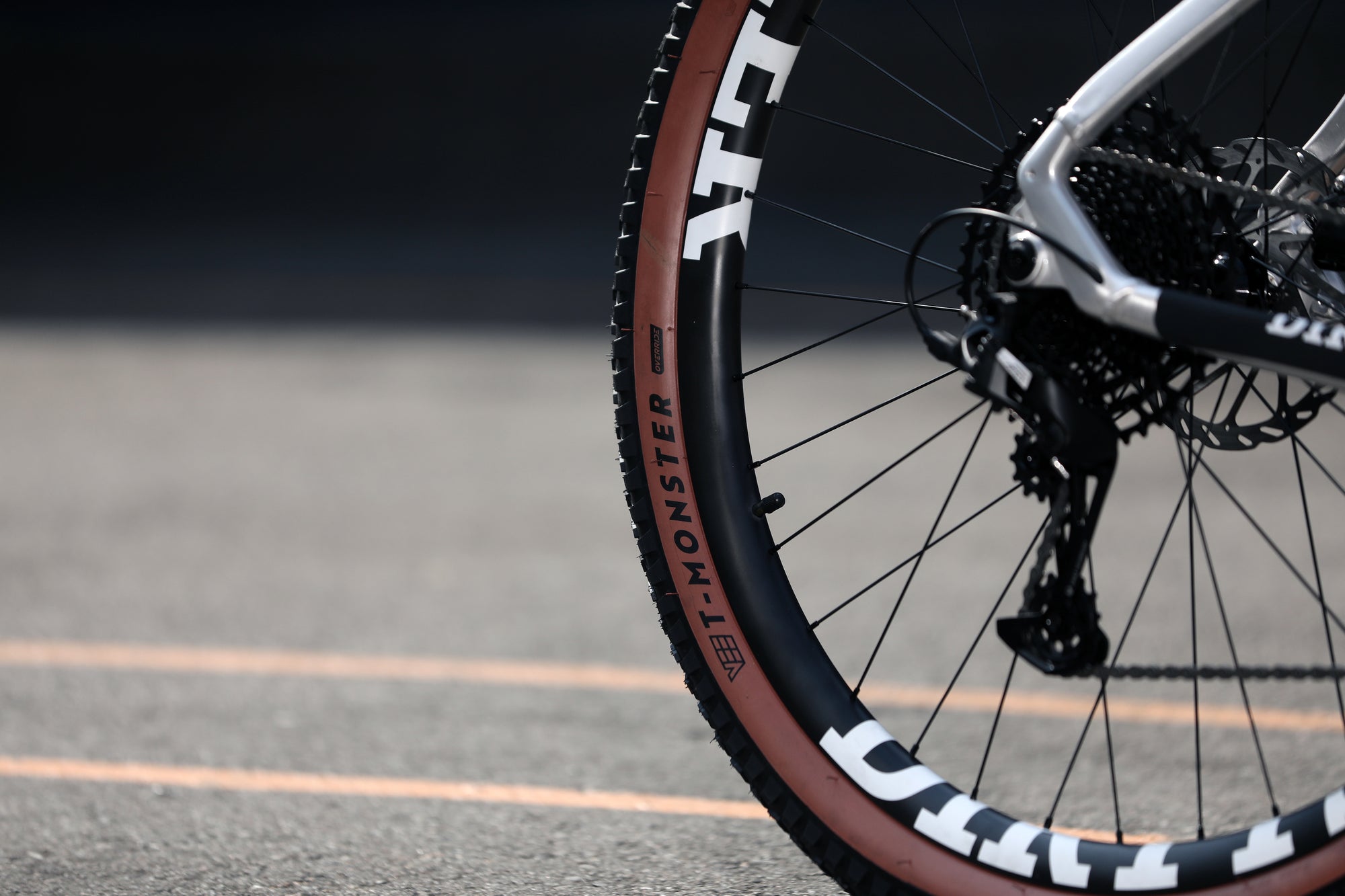 DirtySixer, the only bike for tall people